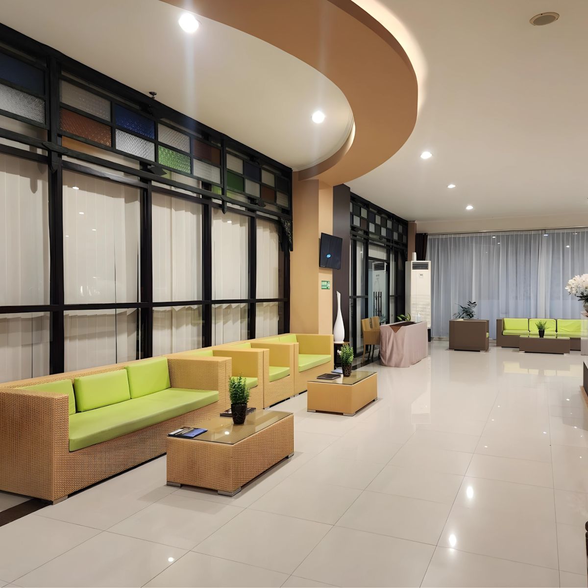 UNS Inn (Hotel and Convention Hall) – PAP FKIP UNS