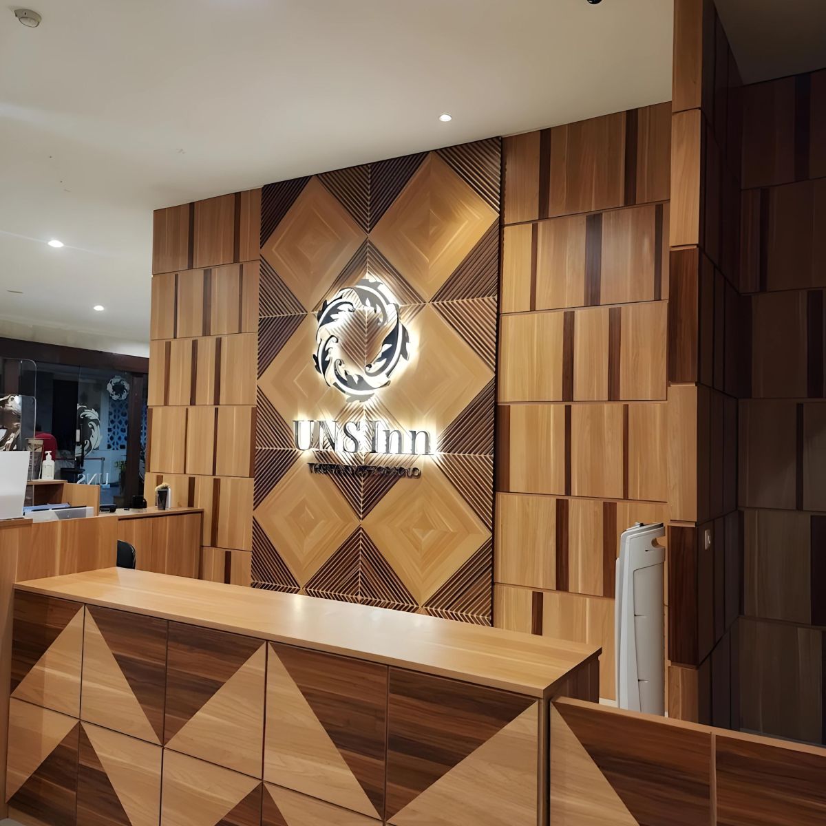 UNS Inn (Hotel and Convention Hall) – PAP FKIP UNS